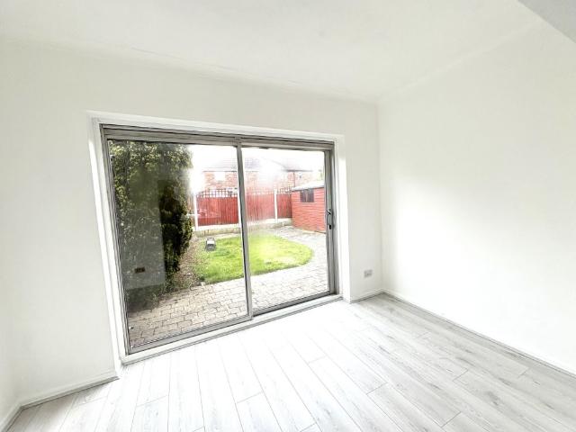 Wright Avenue, Northwich, Rudheath