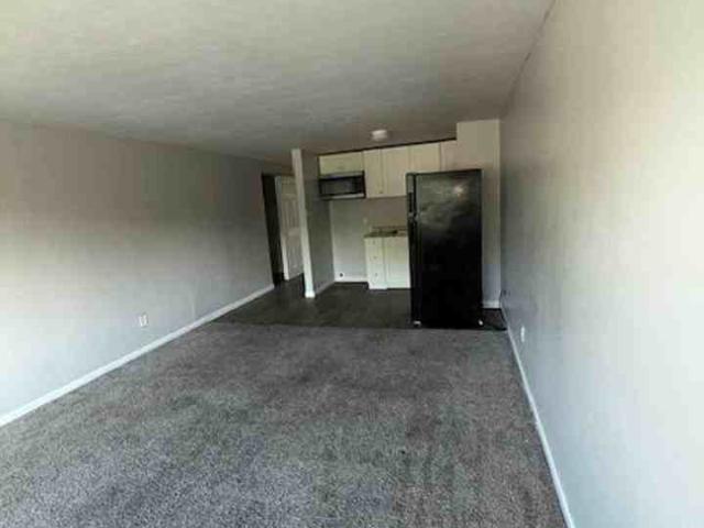 Wright View Apartments 2 Bedroom Apartment for Rent at 848 Riverview Ter, Dayton, OH 45402 Old Dayton