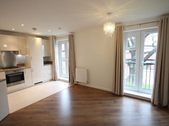 Wrights Court, Bromley BR2, 2 bed flat to rent, £1,875 pcm | PrimeLocation