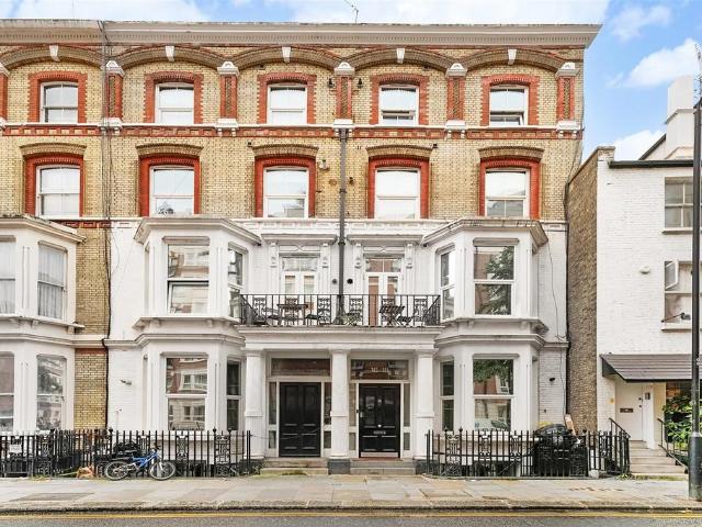 Wrights Lane, London W8 Studio to rent £1,820 pcm £420 pw