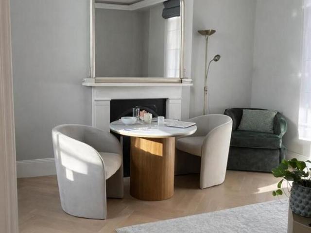 Wrights lane, W8 1 bed apartment to rent £3,300 pcm £762 pw