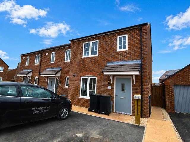 Wuffle Gardens, Nuneaton CV11, 3 bed terraced house to rent, £1,300 pcm | PrimeLocation