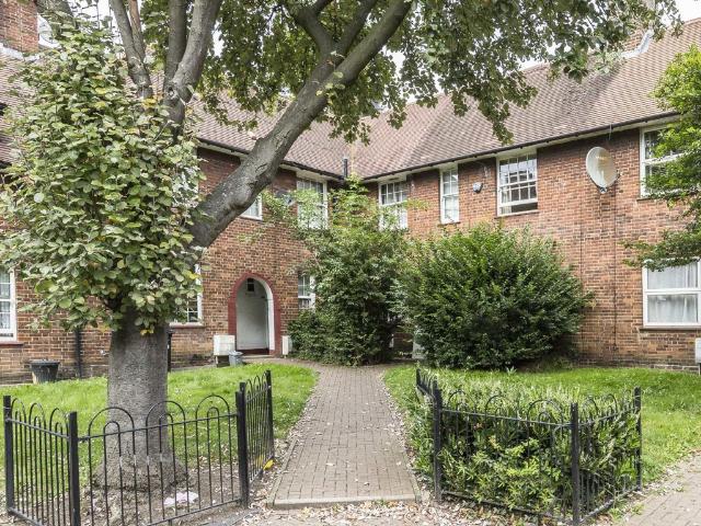 Wulfstan Street, Shepherds Bush W12, 3 bed property to rent, £3,600 pcm | PrimeLocation
