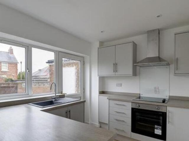 Wyndene Grove, Preston, 3 Bedroom Semi detached