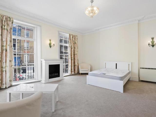 Wyndham Place, Marylebone, W1H Studio to rent £2,500 pcm £577 pw