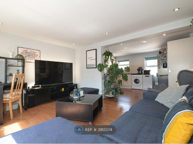 Wyndham Road, Camberwell SE5, 1 bed flat to rent, £1,600 pcm | PrimeLocation