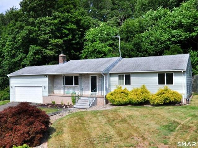 Wynding Brook Dr, Rocky Hill, Home For Sale