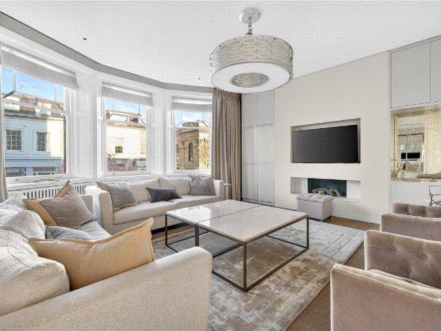 Wynnstay Gardens, Kensington, London W8, 4 bed flat to rent, £12,500 pcm | PrimeLocation