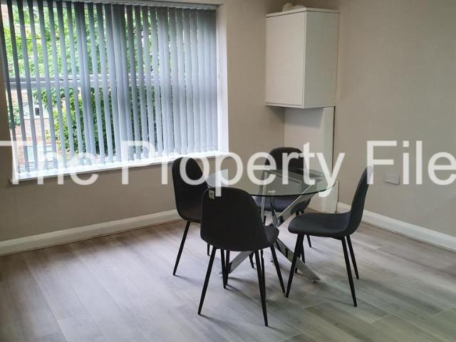 Wynnstay Grove M14 4 bed apartment to rent £2,840 pcm £655 pw