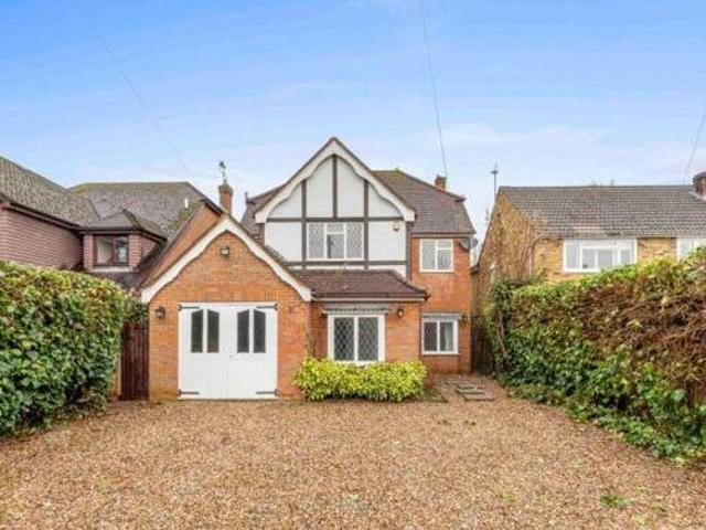 Wynnswick Road, Seer Green, 4 Bedroom Detached