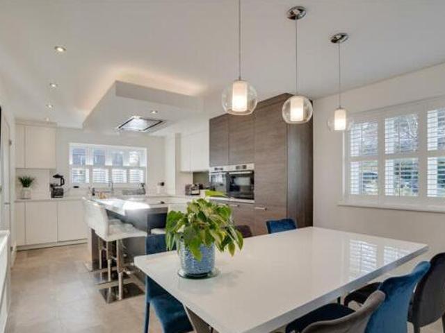 Wynsdale Chase, Warsash, 4 Bedroom Detached