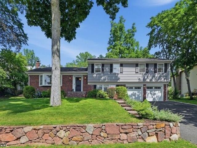 Wyoming Ave, Maplewood, Home For Sale