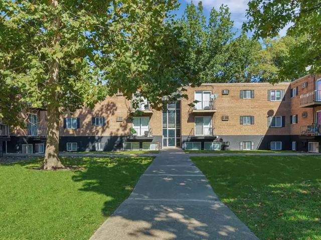Wyoming Crossing 2 Bedroom Apartment for Rent at 1905 Wyoming Ave, Cincinnati, OH 45205 West Price Hill