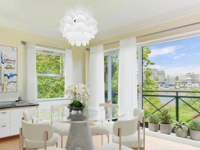 Wyatt Drive, Barnes, 3 Bedroom Flat
