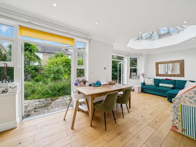 Wyatt Drive, Barnes, London, SW13 5 bed semi detached house to rent £8,000 pcm £1,846 pw