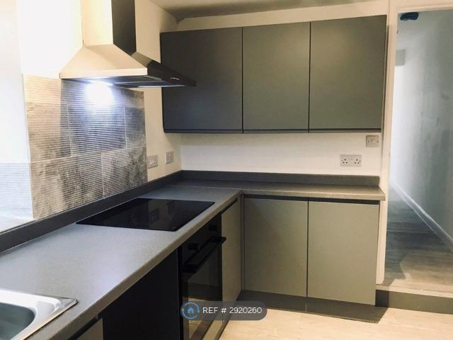 Wych Lane, Gosport PO13, 1 bed maisonette to rent, £1,100 pcm | PrimeLocation