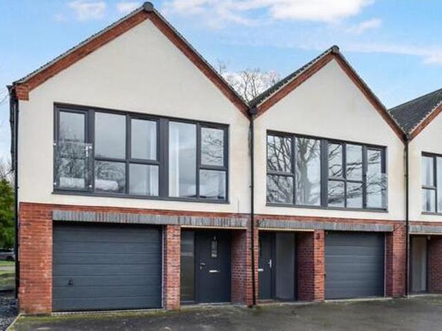 Wychbold, Saxon Way, Droitwich Spa, 3 Bedroom Terraced