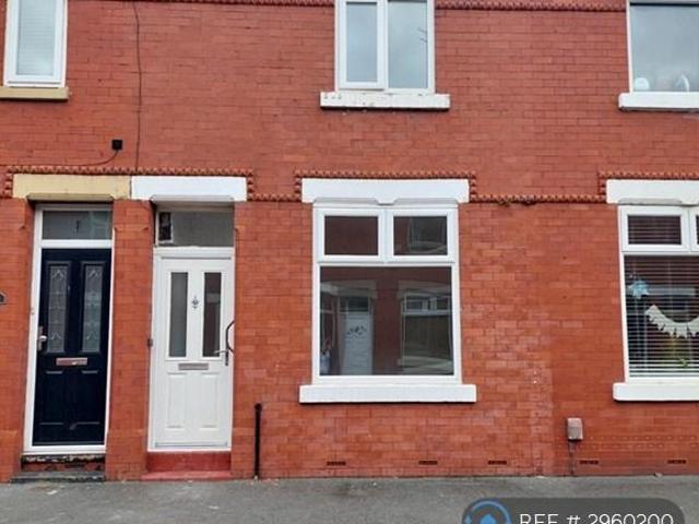 Wychbury Street, Salford, M6 2 bed terraced house to rent £1,075 pcm £248 pw