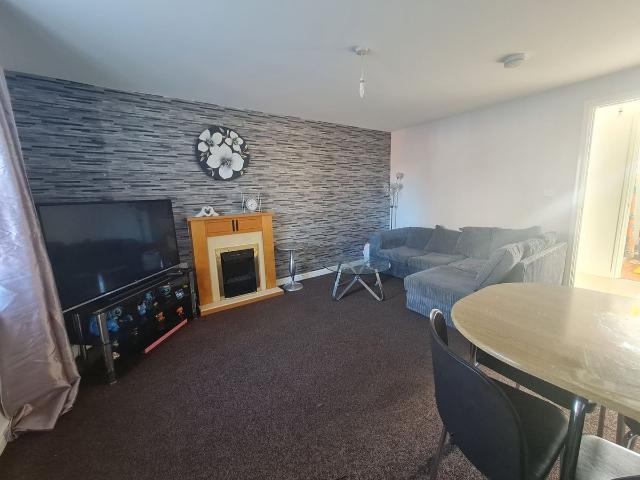 Wycherley Way B64, 2 bed flat to rent, £775 pcm | PrimeLocation