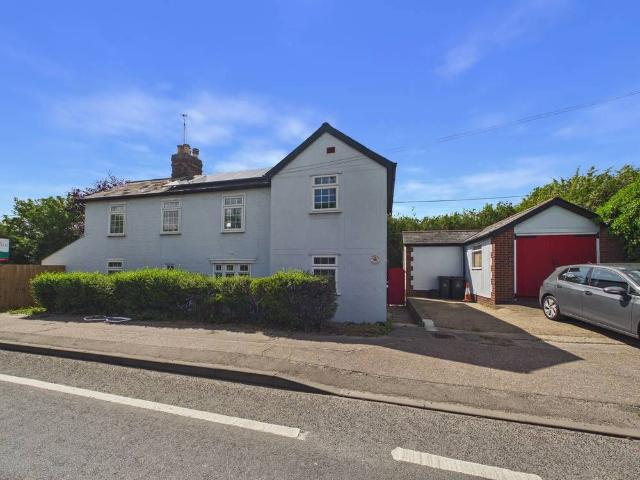 Wycke Hill, Maldon, Essex CM9, 4 bed detached house to rent, £2,000 pcm | PrimeLocation