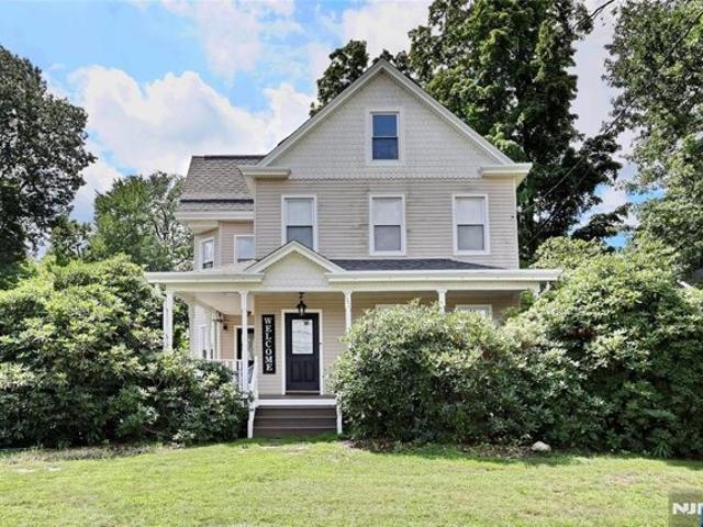 Wyckoff Ave, Waldwick, Home For Sale