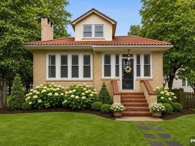 Wyckoff Ave, Mahwah, Home For Sale
