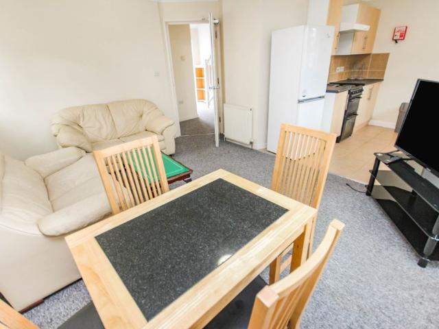 Wycliffe Gardens, Bournemouth, BH9