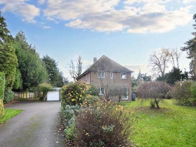 Wycombe Road, Prestwood, 4 Bedroom Detached