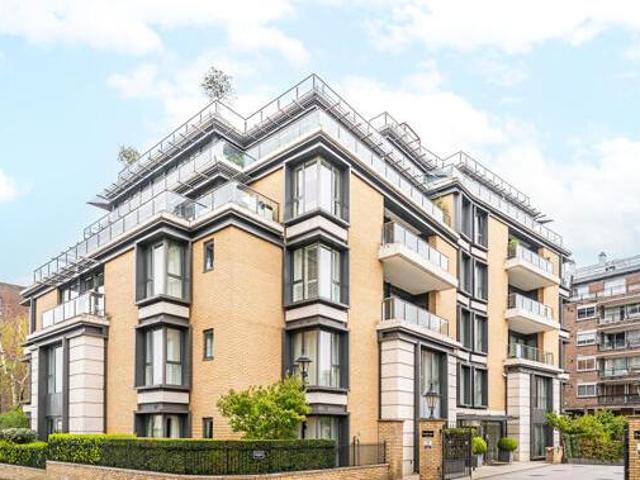 Wycombe Square, London, 2 Bedroom Flat