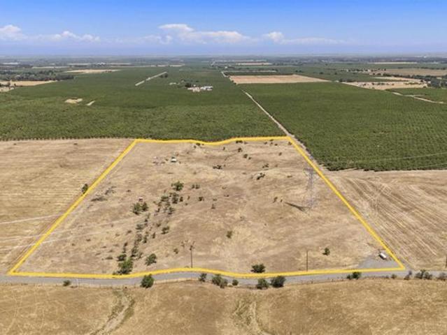 Wyer Rd, Arbuckle, CA 95912