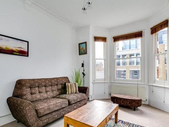 Wyfold Road, Munster Village, 1 Bedroom Flat