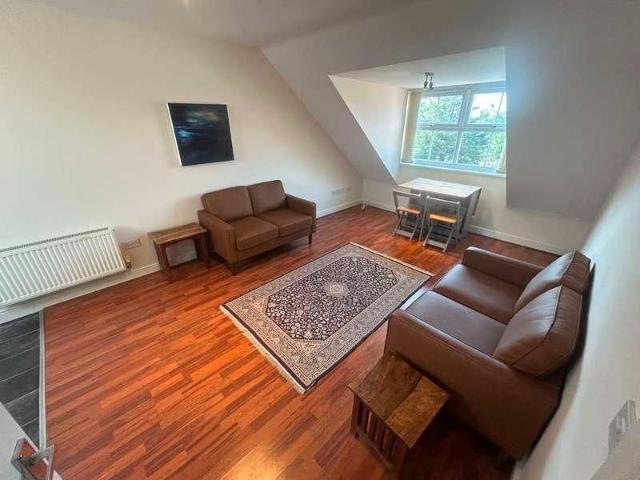 Wyggeston Street, Staffordshire, Burton Upon Trent, DE13
