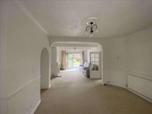 Wykeham Avenue, RM9