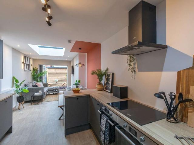 Wykeham Road Room 2