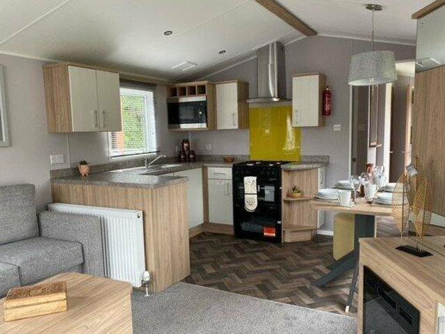 Wyreside, Out Rawcliffe, 2 Bedroom Caravan