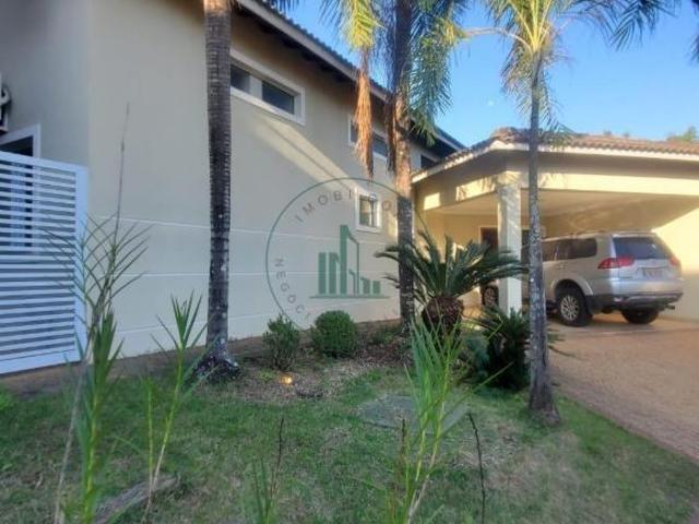 💎  Luxo e Exclusividade: Residência de Alto Padrão no Residencial Leão – Pirac.