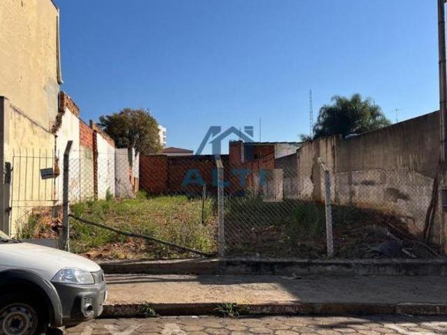 📍  Terreno à Venda no Centro de Tatuí!