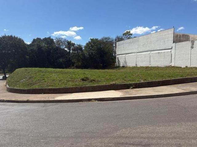 📐  Terreno de Esquina – 2.000 m² Campolim
