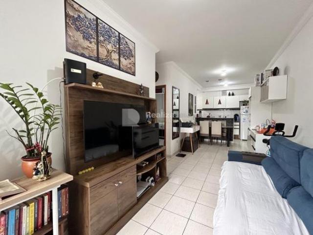 🚨  Raridade no Portal da Mantiqueira: Apartamento térreo com quintal privativo!