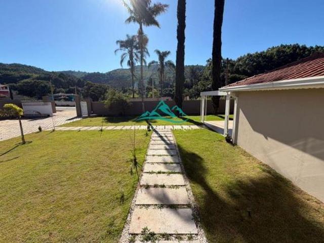 🌿  Chácara à venda em Pedra Bela – Bairro das Pitangueiras