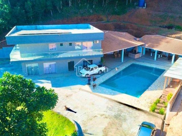 🌿 ✨  Sítio Espetacular à Venda em Nazaré Paulista – Bairro do Mascate ✨ 🌿