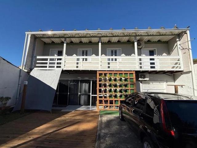 🏡  Casa à venda no Centro de Imbé!