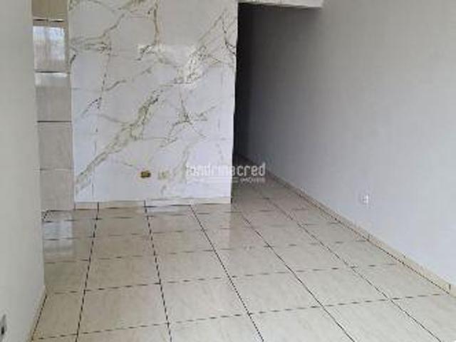 🏡  Casa à Venda no Jardim São Paulo II em Londrina
