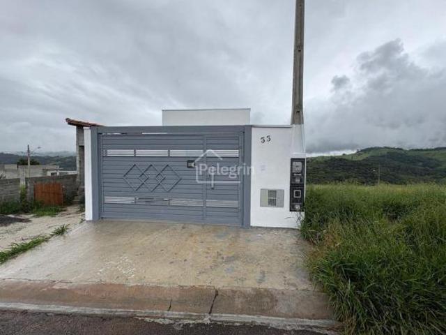 🏡  Casa à Venda em Nazaré Paulista – Quintas de São José