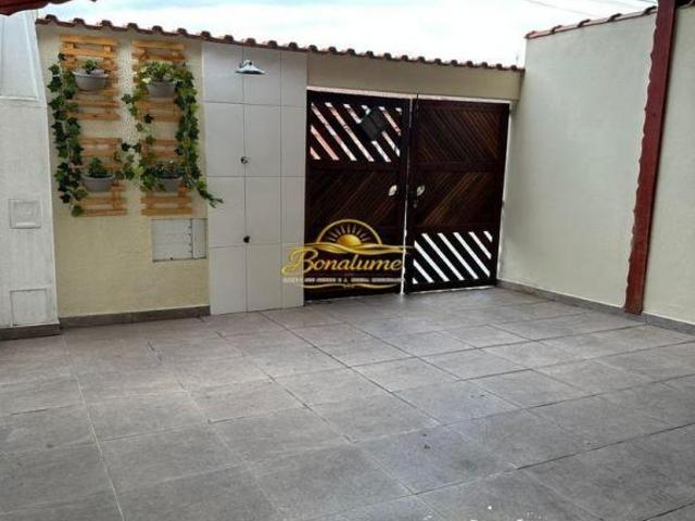 🏡  Casa com Piscina e Área Gourmet a Apenas 600m do Mar!