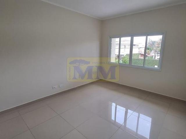 🏡  Sobrado à Venda no Pineville com 3 Quartos Suíte com Closet e Edícula com Ch