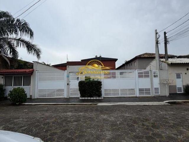 🏡  Sobrado em Condomínio Fechado a 100 Metros da Praia – Suarão, Itanhaém