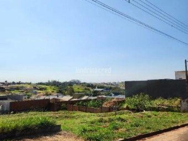 🏡  terreno à venda em Rolândia com 450 m² em localização privilegiada