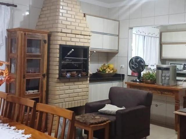 ✅  CASA COM 3 SUÍTES NO JARDIM MONTE REI EM MARINGÁ/PR!