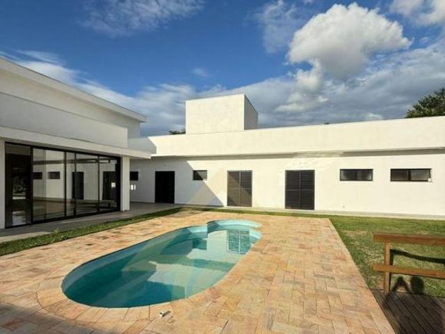 ✨  ESPAÇO, SOFISTICAÇÃO E LAZER EXCLUSIVO NO CONDOMÍNIO LAGUNA ✨